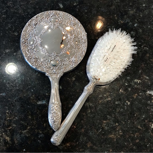 Vintage America | Bath | Vintage 9s Silver Plated Round Hand Mirror 40s ...